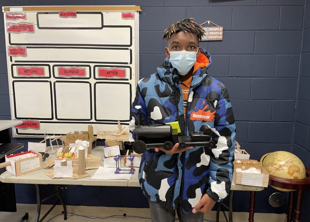 World history students recreate industrial revolution inventions for ...