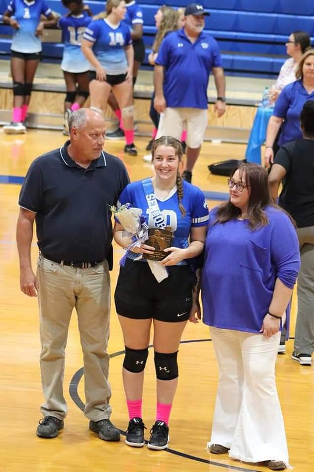 Lady Cougar volleyball celebrates Senior Night – The Coosa County News