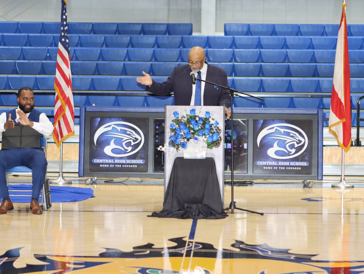 Family, friends, former students attend Gamble, McKinney Court ...